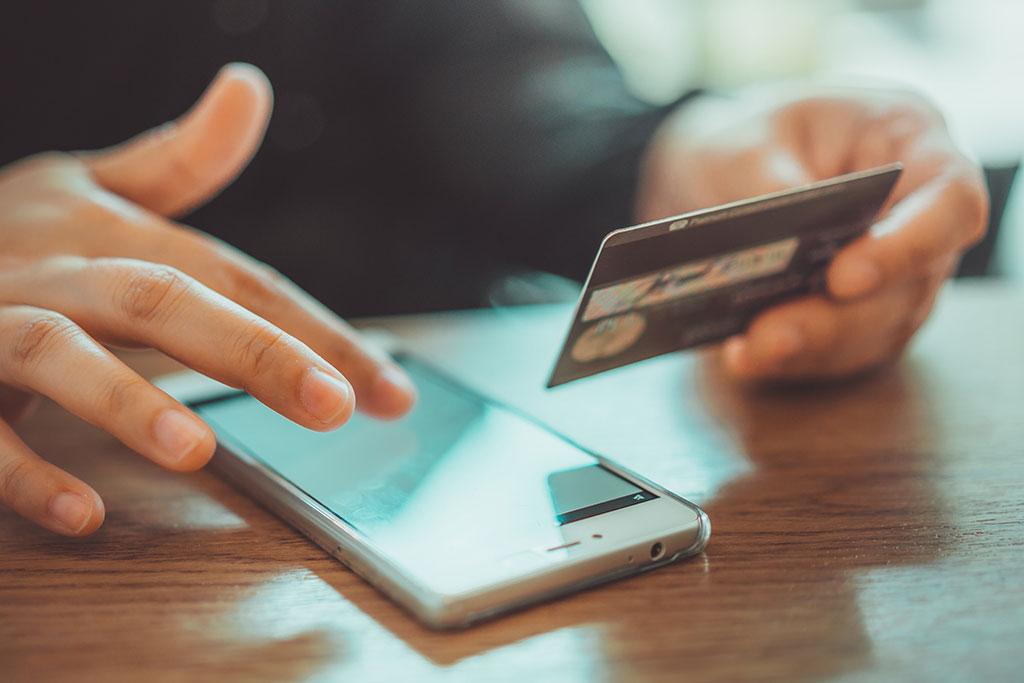 Six Ways to Master Mobile Banking - South Atlantic Bank